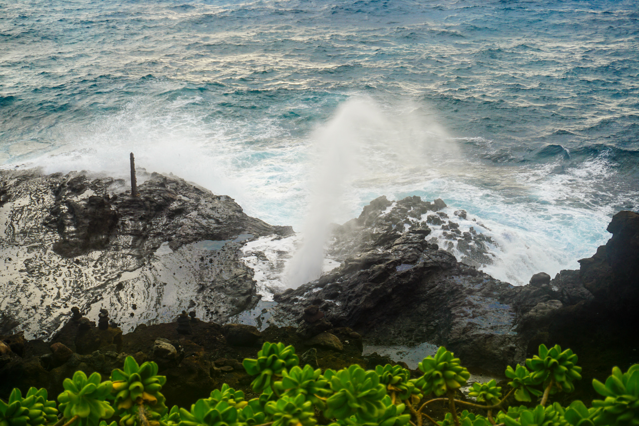 Halona Beach Cove (Eternity Beach) - An Oahu Hidden Gem - LAURALOHA TRAVEL